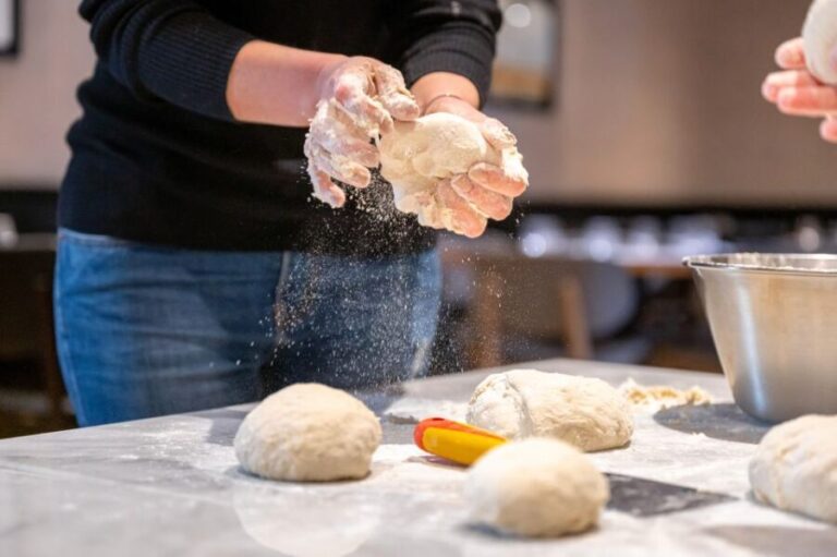 Naples: Authentic Neapolitan Pizza Making Class - Why This Tour Is Worth Considering