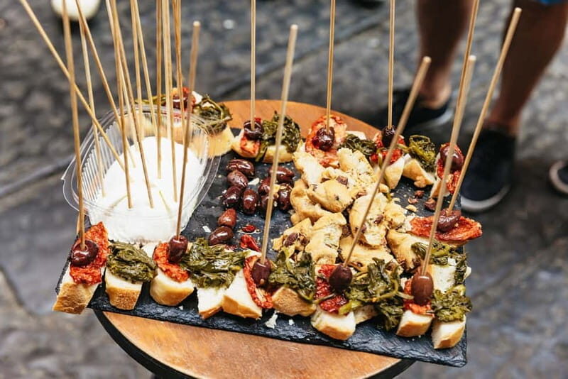 Naples: Guided Street Food Tour with Spritz - Food Stops & Tastings