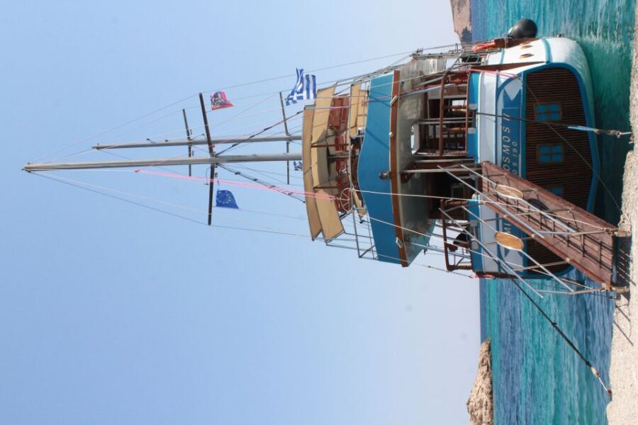 Naxos: Cruise to Rina Cave & Ano Koufonissi with BBQ Lunch - What We Like About This Tour