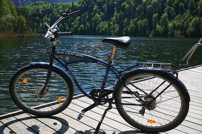 Neuschwanstein Castle by Bus Incl. Bike Ride or Hohenschwangau - Lunch at the Brewery