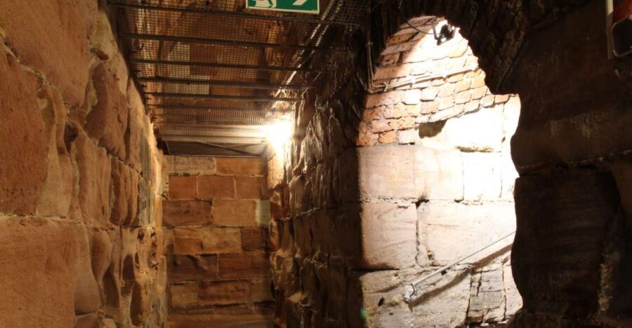 Nuremberg: Tunnels and Secret Passages in the City Wall Tour - Who should consider this tour?