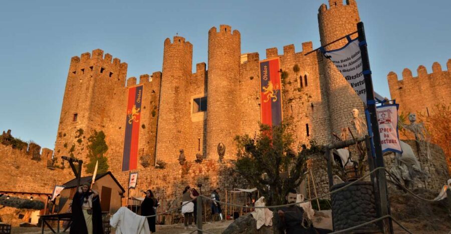 Óbidos: Medieval Tales & Secrets Spots Guided Walking Tour - The guide: Knowledge, personality, and storytelling