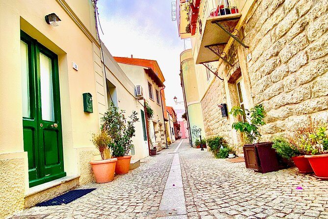 Olbia : Private Romantic Tuk-Tuk Tour - The Experience and Practical Details