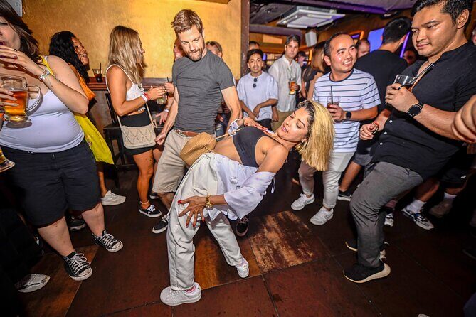 Original Amsterdam Pub Crawl - The Guides: Making or Breaking the Night