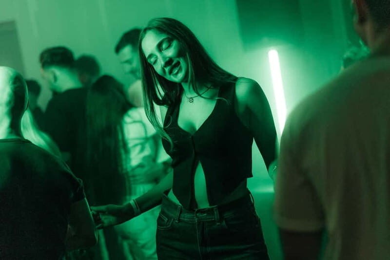 Original Hamburg Pub Crawl Sex & Crime St. Pauli Tour - An In-Depth Look at the Hamburg Pub Crawl Experience