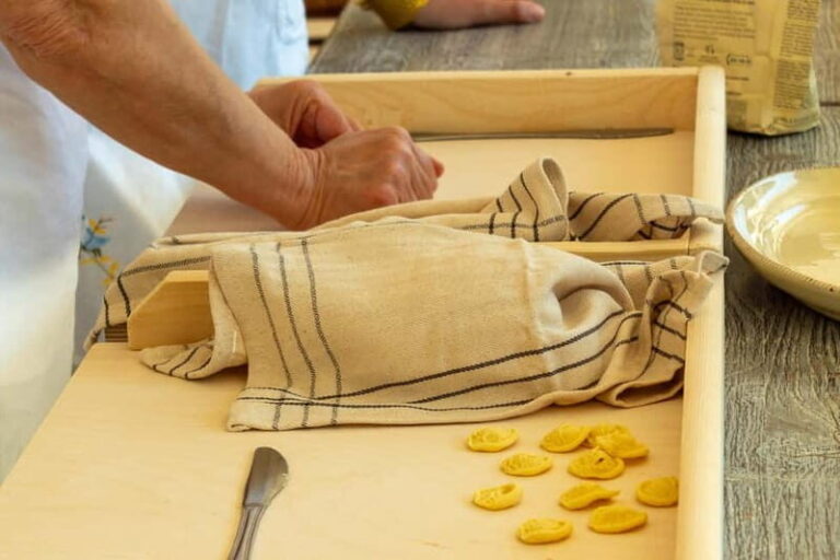 Ostuni: Orecchiette in a masseria - pasta making and tasting - The Experience: A Deep Dive into the Pasta-Making Journey