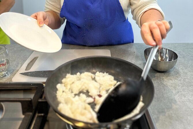 Paella and Sangria Workshop in Malaga - Who Is This Tour Best For?