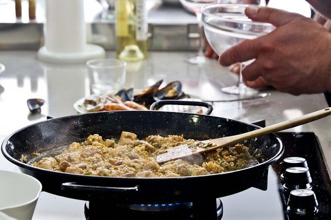 Paella Cooking Class in Malaga - Why This Tour Works Well