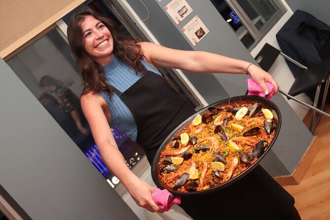 Paella Workshop with Bottomless Sangria in Central Madrid - A Closer Look at the Itinerary