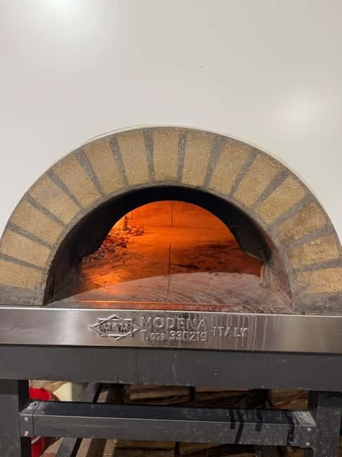 Palermo: Pizza & Tiramisu Class with Free Flowing Fine Wine - The Guides and Atmosphere