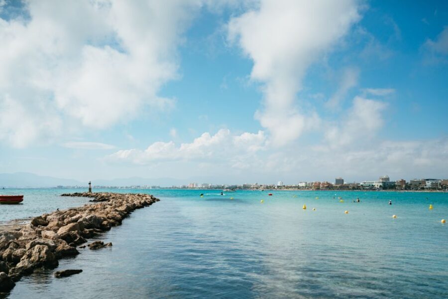 Palma Bay: Parasailing Experience - Safety, Group Size, and Practicalities