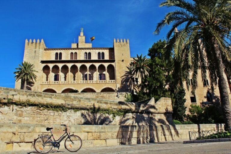 Palma de Mallorca Old Town Guided Bike Tour (Small Groups) - What to Expect: The Experience in Detail