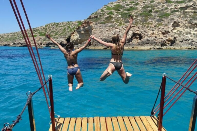 Palma de Mallorca: Palma Bay Boat Tour with Snorkeling - What Travelers Love