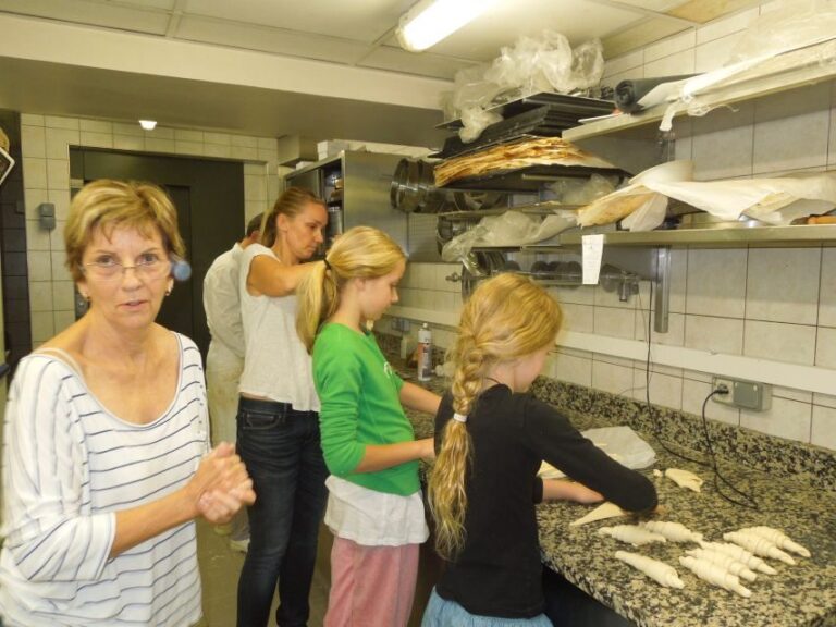 Paris: Behind the Scenes Bakery Tour with Breakfast - What Makes This Tour Truly Special?