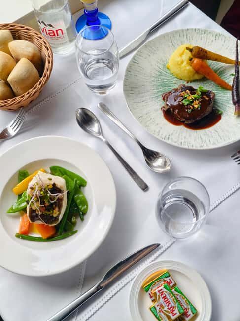 Paris : Bistronomic early dinner cruise - Authentic Experiences and Reviewer Insights