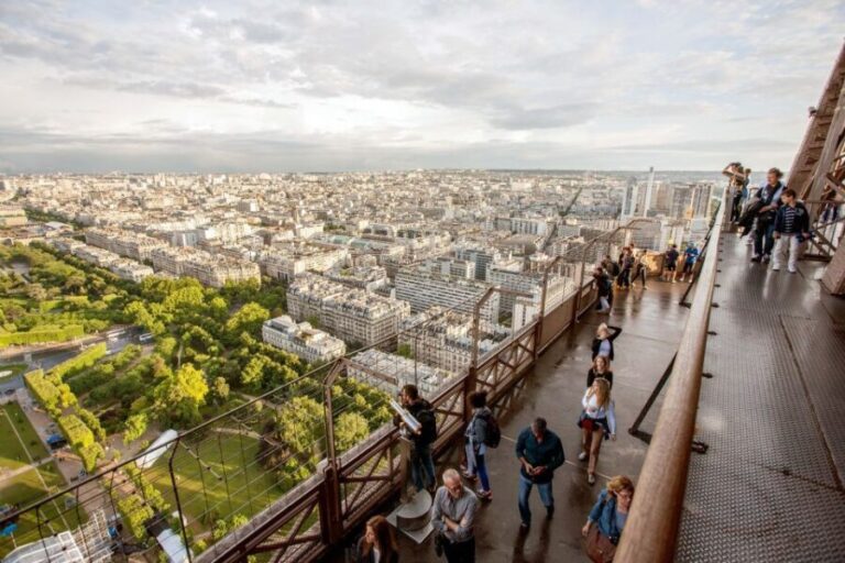 Paris: City Tour by Bus with Eiffel Tower & Optional Summit - Who This Tour is Perfect For