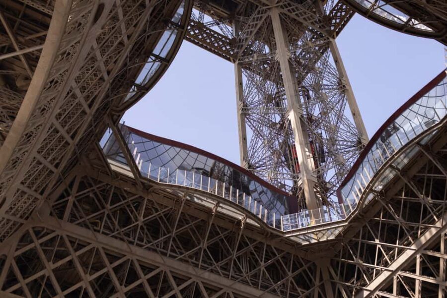 Paris: Early Dinner at Madame Brasserie in the Eiffel Tower - The Practicalities: How It Works