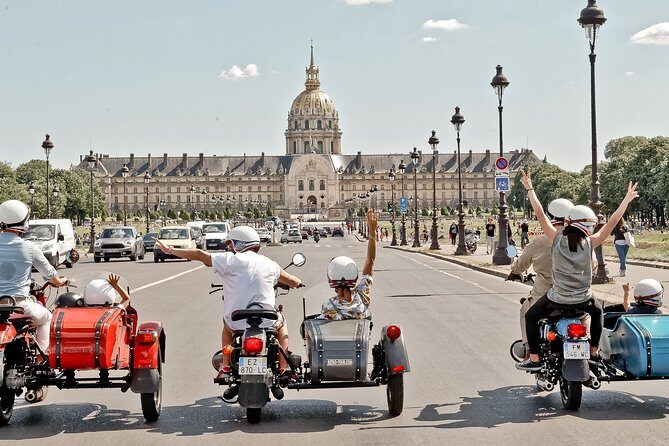 Paris Highlights city tour on a vintage Sidecar Motorcycle - The Experience in Detail
