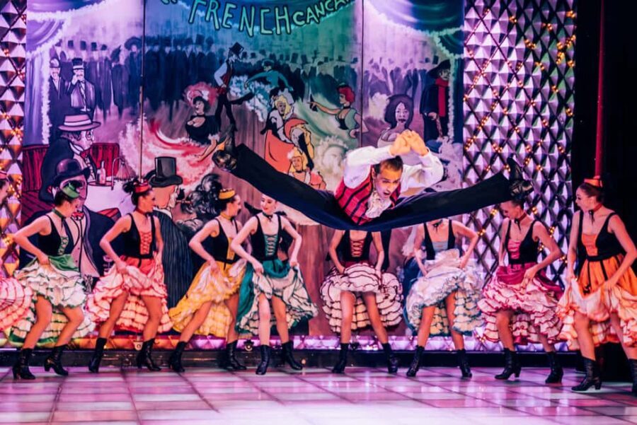 Paris: La Nouvelle Eve Cabaret Show with Champagne - An In-Depth Look at the Experience