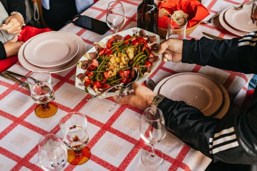 Paris: Loire Valley Chambord Castle, Wine Tasting & Lunch - Practical Details and What to Expect