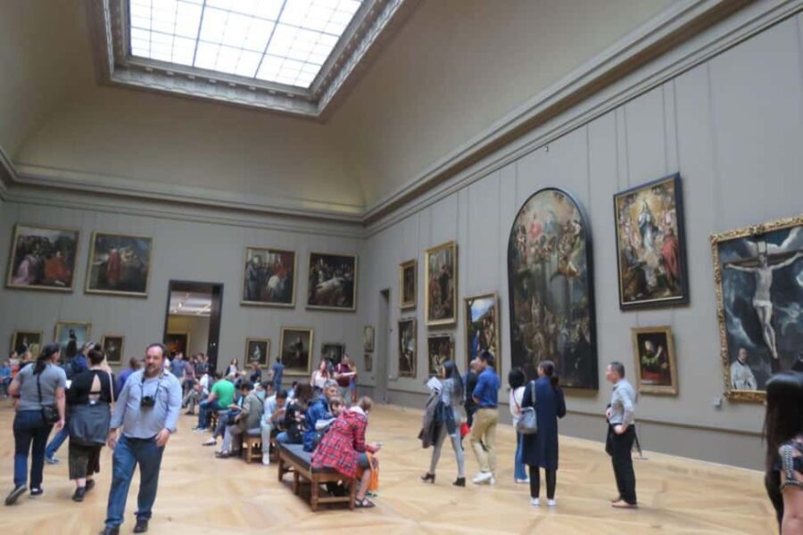 Paris: Louvre Museum Hosted Entry & Masterpieces Audio Guide - Is This Tour Right for You?