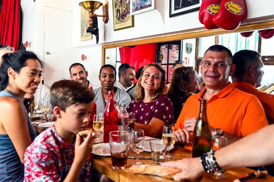 Paris: Montmartre Food Tour with 10 Local Tastings & Wines - Overall Value and Experience