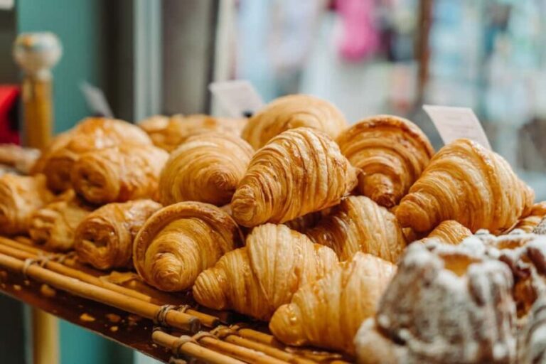 Paris: Pastries and Chocolate Walking Food Tour - The Pace and Duration