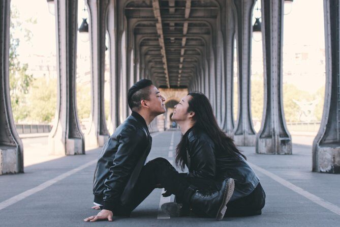 Paris Photo Shoot with Professional Photographer - Authentic Experiences and Popular Feedback