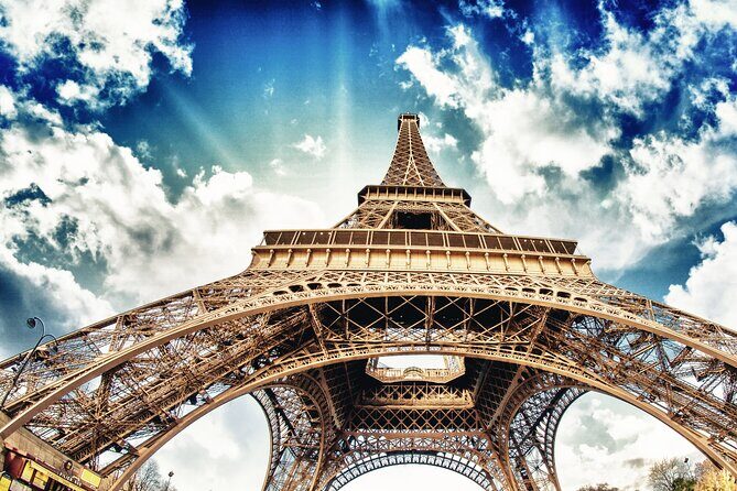 Paris Private Arrival Transfer: Railway Station to Hotel - The Drivers: Professionals Who Make a Difference