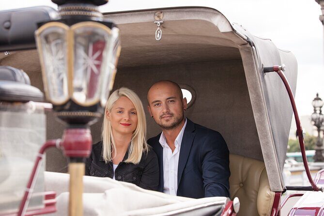 Paris Private Romantic Horse & Carriage Ride - An Authentic Look at the Paris Horse & Carriage Tour