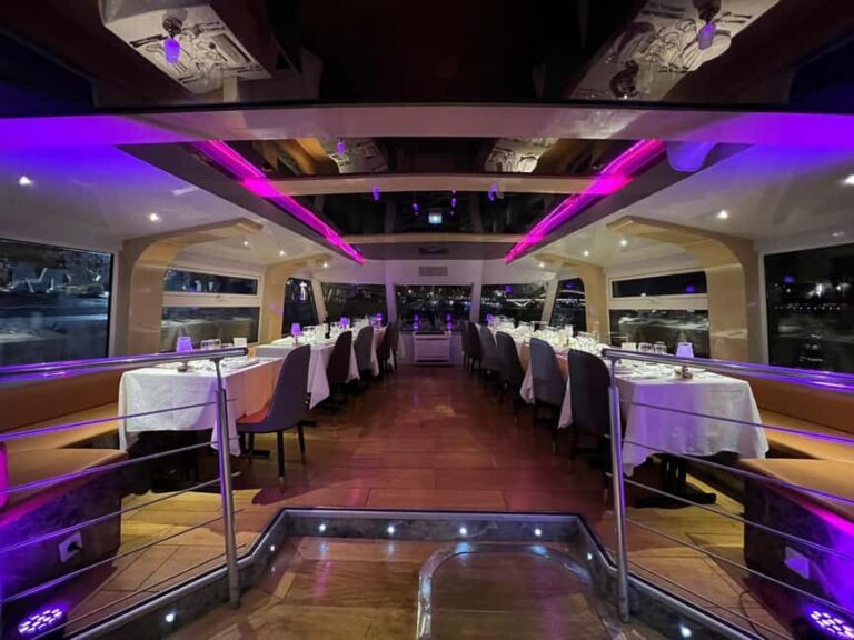 Paris: Seine Dinner Cruise from Eiffel Tower/Liberty Statue - Who Should Consider This Experience?