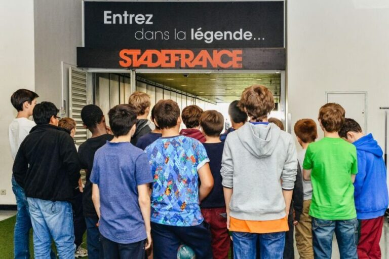 Paris: Stade de France Behind the Scenes Tour - The Guides and Their Impact