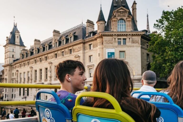 Paris: Tootbus Panoramic by Night Bus Tour with Audioguide - Detailed Itinerary Breakdown