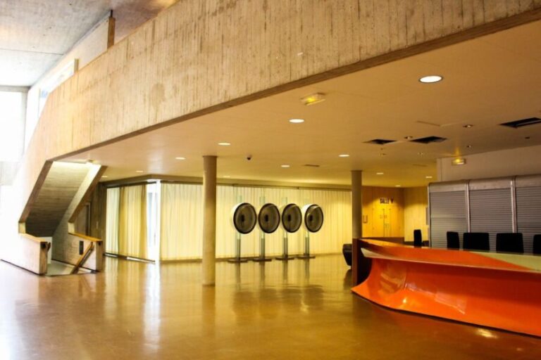 Paris: UNESCO Headquarters Tour - The Tour Experience: Pros and Cons