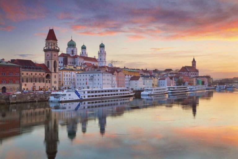 Passau: 1-Hour Guided City Walking Tour - Authentic Local Insights & Stories