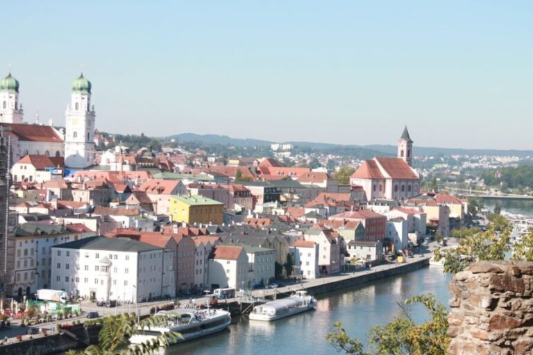 Passau: City Highlights Guided Walking Tour - Exploring Passau in Just One Hour