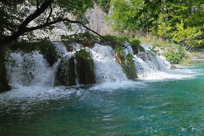 Plitvice Lakes Day Tour from Zadar, Simple and Safe - Who Will Love This Tour?