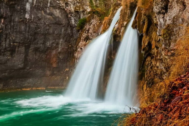 Plitvice Lakes: Guided Walking Tour with Bus and Boat Ride - Practical Tips for Your Tour