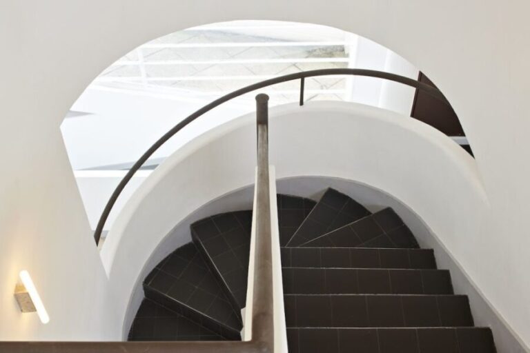 Poissy: Le Corbusier's Villa Savoye - Entry Ticket - Who Should Visit?