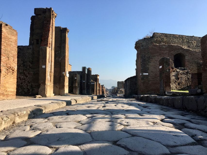 Pompeii: Guided Tour with Archaeologist with max. 12 People - What to Expect from the Tour