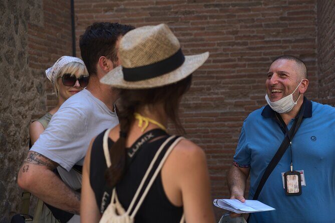 Pompeii Tour & Lunch with Wine Tasting Experience - Who Will Appreciate This Tour?