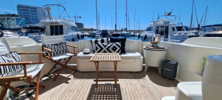 Porto: Luxury Yacht Tour of the 6 Bridges and Douro Estuary - Why This Tour Works