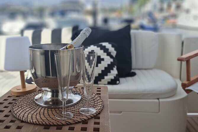 Porto: Luxury Yacht Tour on the Douro River - Sunset or Daytime - The Sum Up