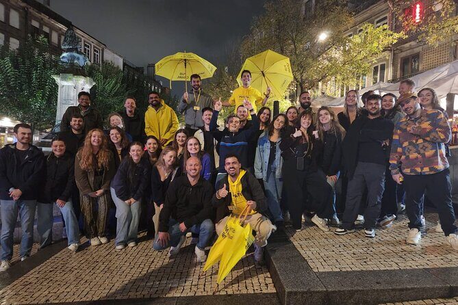 Porto Pubcrawl: 5h,7 Drinks,4 bars &Skip the line Club Entry - Considerations & Potential Drawbacks
