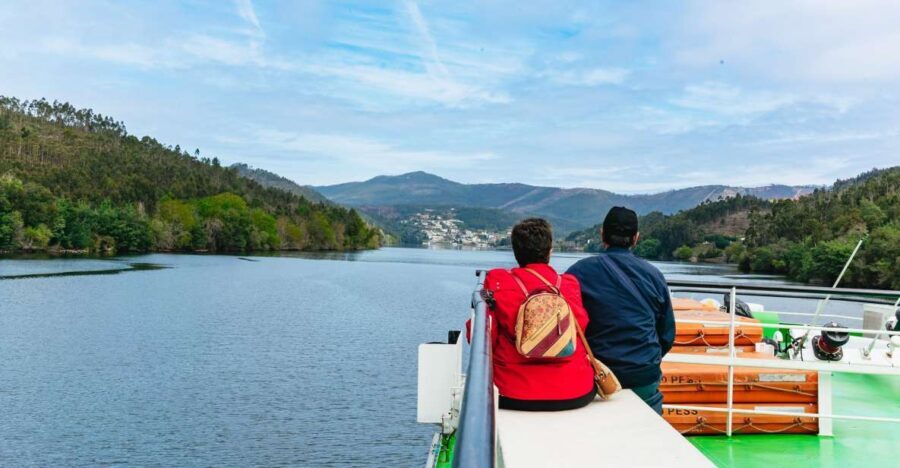 Porto - Régua - Porto Upstream Douro Cruise & Tour - An In-Depth Look at the Douro River Cruise Experience