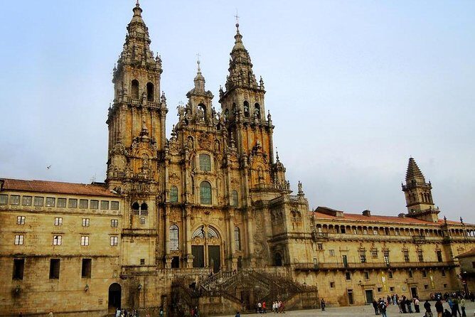 Porto: Santiago de Compostela and Valença do Minho Day Trip - The Value of This Tour