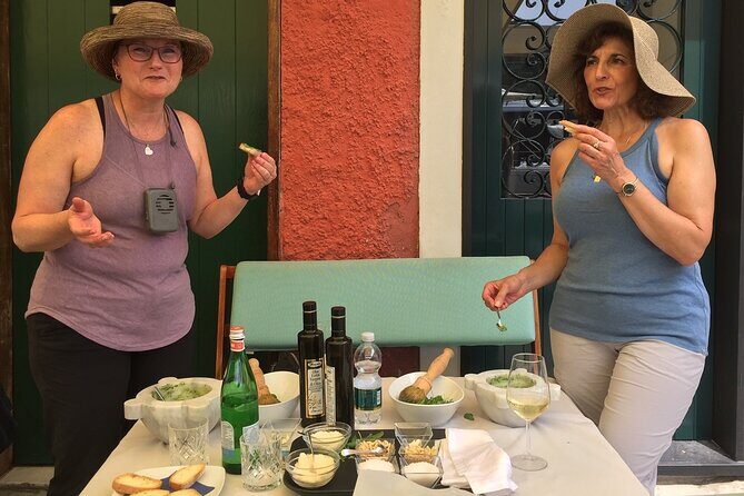 Portofino Boat and Walking Tour with Pesto Cooking & Lunch - What Reviewers Say About the Guides