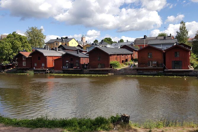 Porvoo tour from Helsinki or Vantaa - Transportation and logistics: why they matter