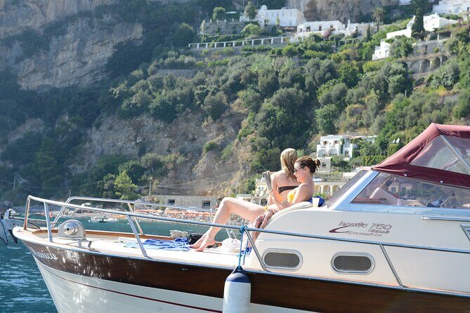 Positano & Amalfi Boat Tour from Sorrento: Swim & Light Lunch - What the Reviews Say