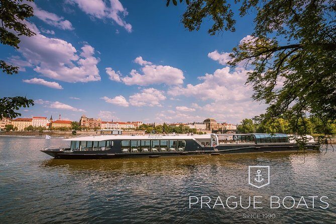 Prague Boats 2-hour Lunch Cruise - Value for Money and Practical Tips